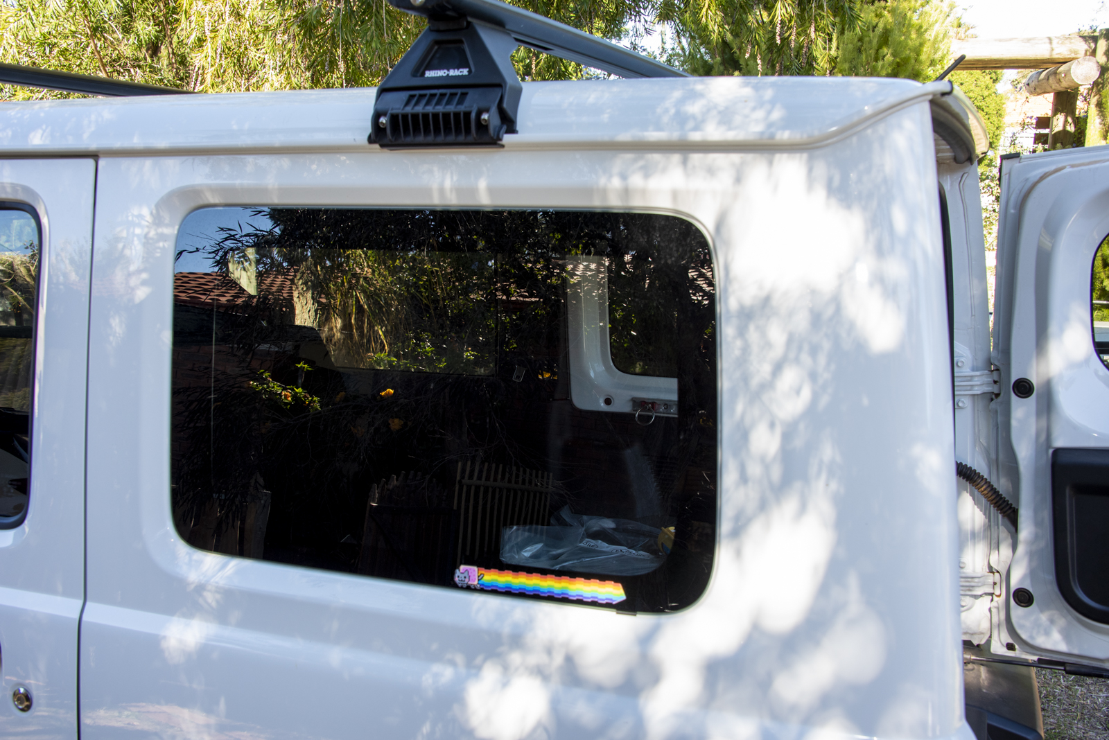 Explore Glazing sliding rear windows – TGR: Team Ghetto Racing