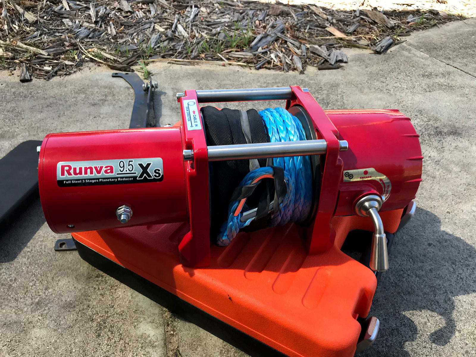 Runva 9.5XS winch install – TGR: Team Ghetto Racing
