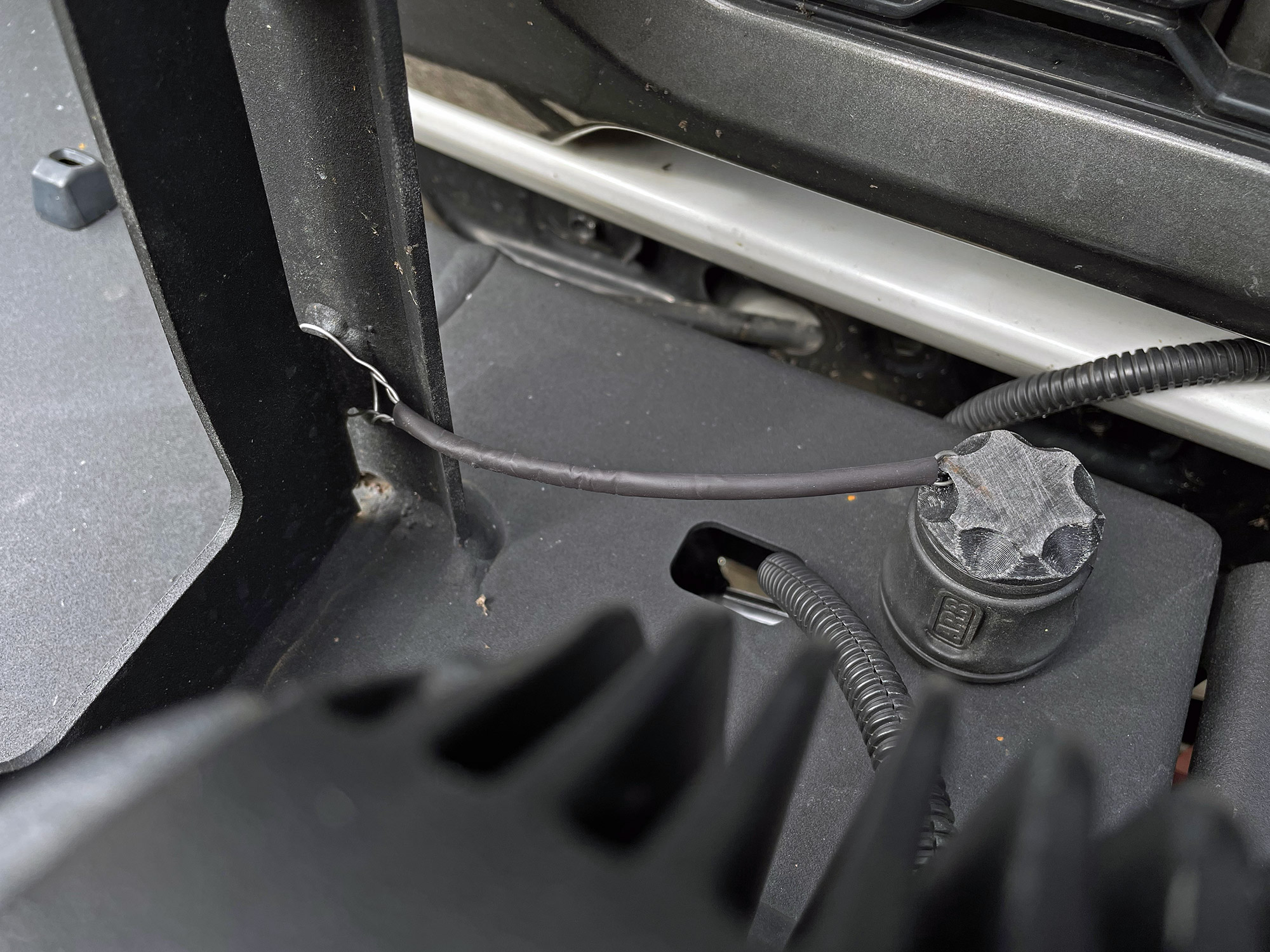 Under bonnet compressor – TGR: Team Ghetto Racing