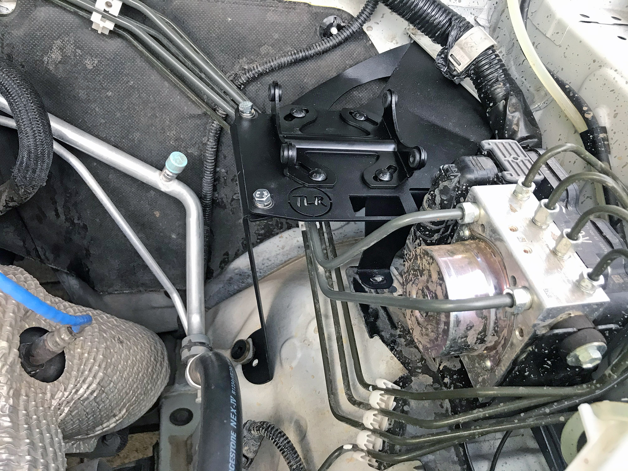 Under bonnet compressor – TGR: Team Ghetto Racing