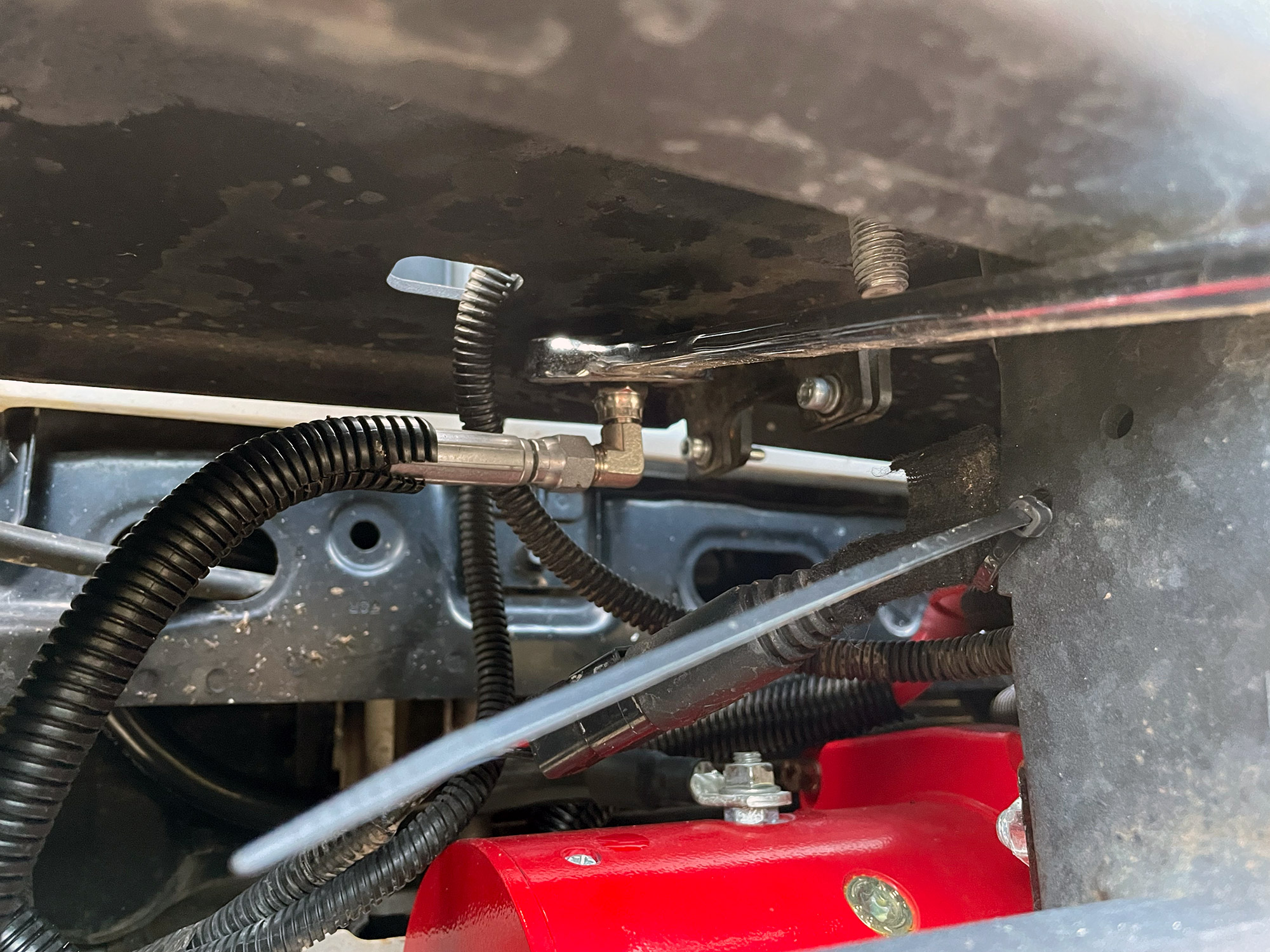 Under bonnet compressor – TGR: Team Ghetto Racing