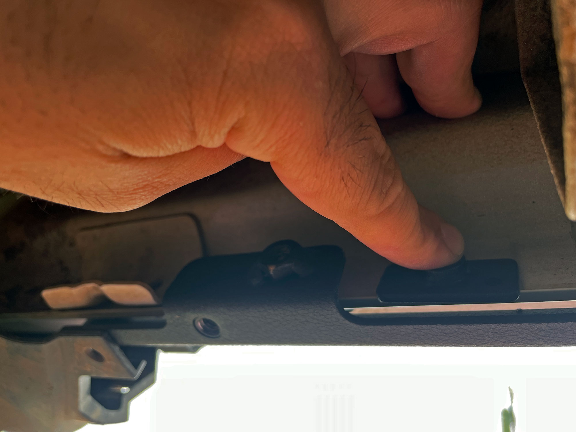 Horntools sliders for the JB74 Jimny – TGR: Team Ghetto Racing